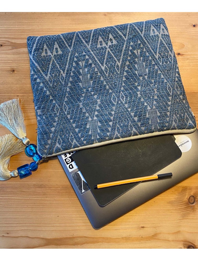 LAPTOP CASE UPCYCLED AND HANDMADE IN BERLIN